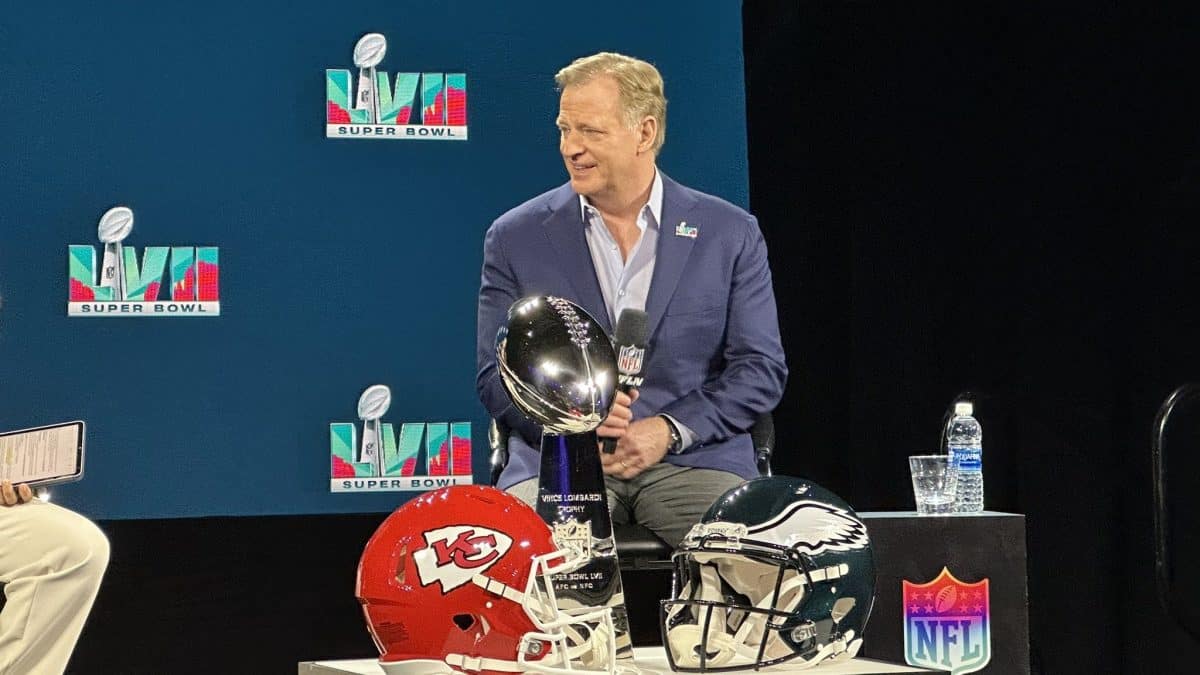 Goodell får tre år mere i spidsen for NFL - Gul klud
