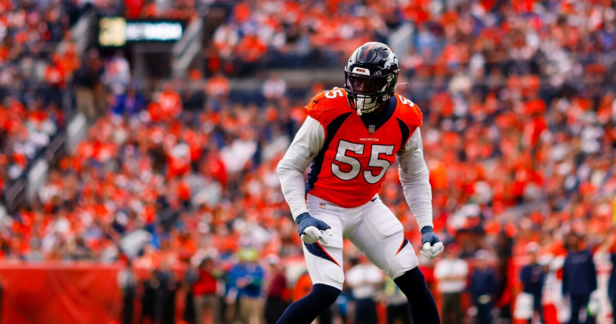 Frank Clark vender hjem til Seattle - Gul klud